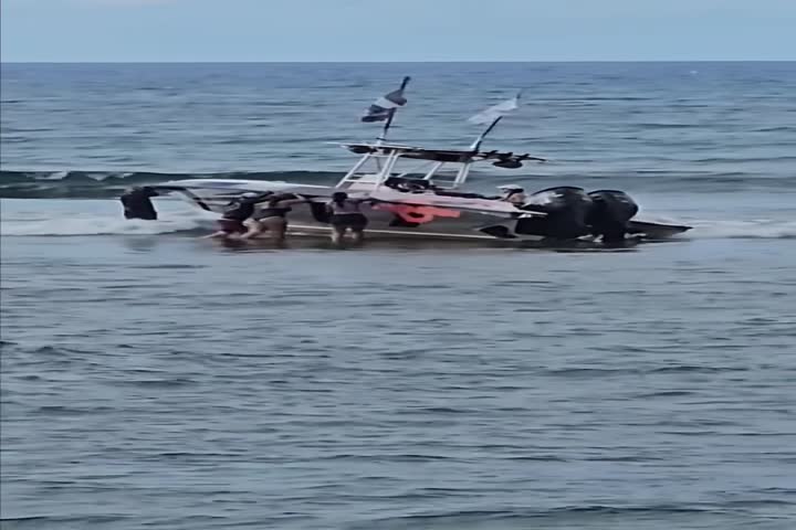 Video: En algún lugar de PR un capitán quedó encallado | tunoticiatv.com